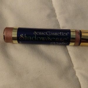 senegence Makeup | Rose Gold Shimmer Shadowsense | Poshmark